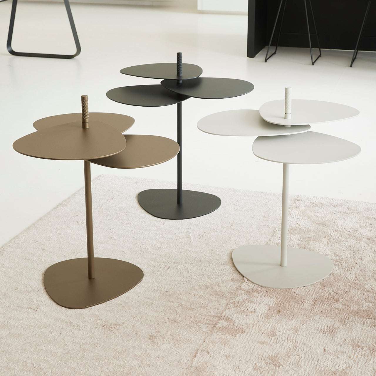 Flower Side Table – Ergonomia Furniture