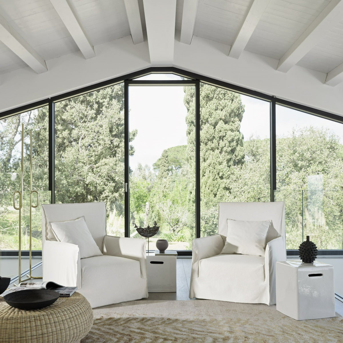 GHOST Lounge Chair 29.5" – Ergonomia Furniture