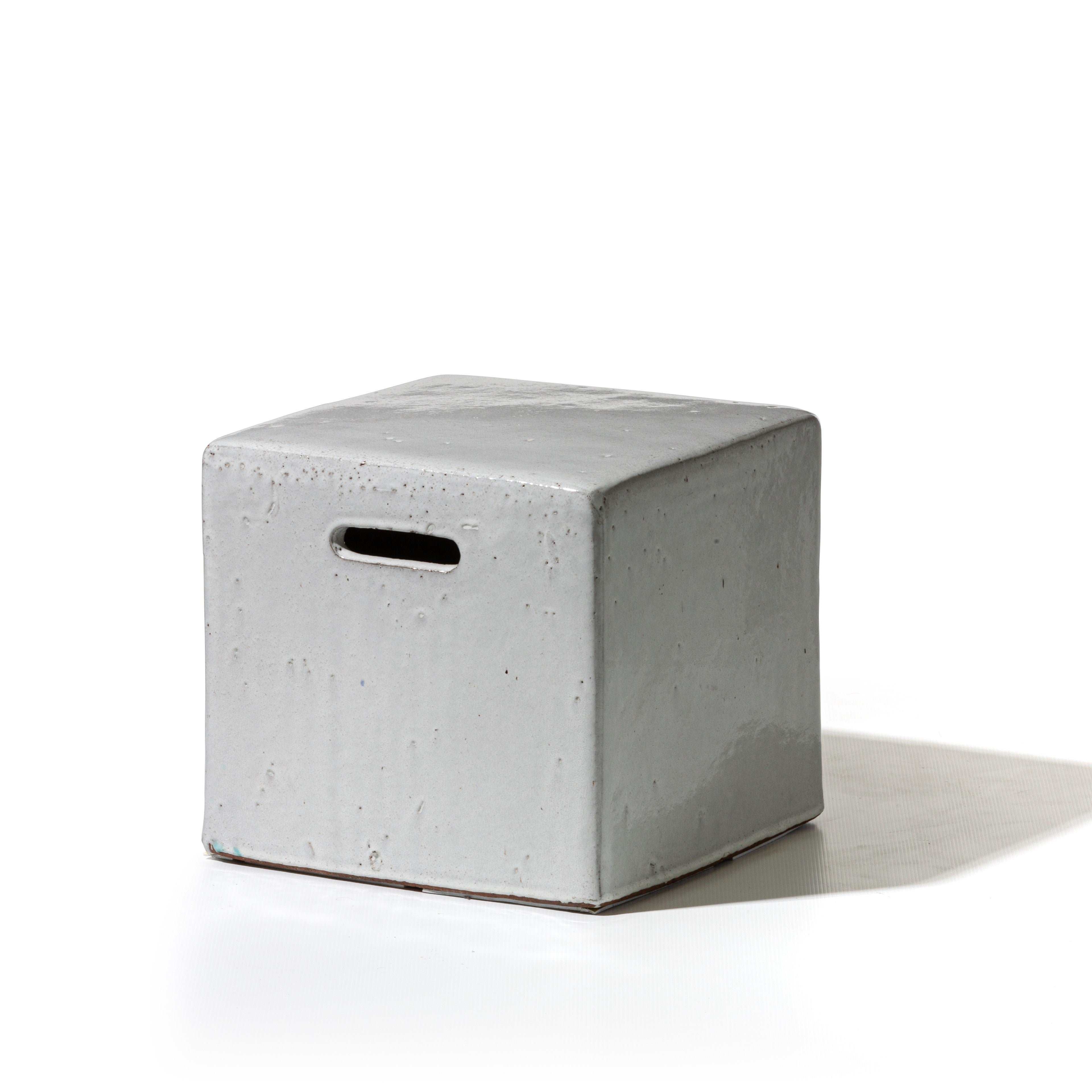 Inout Side table - small – Ergonomia Furniture