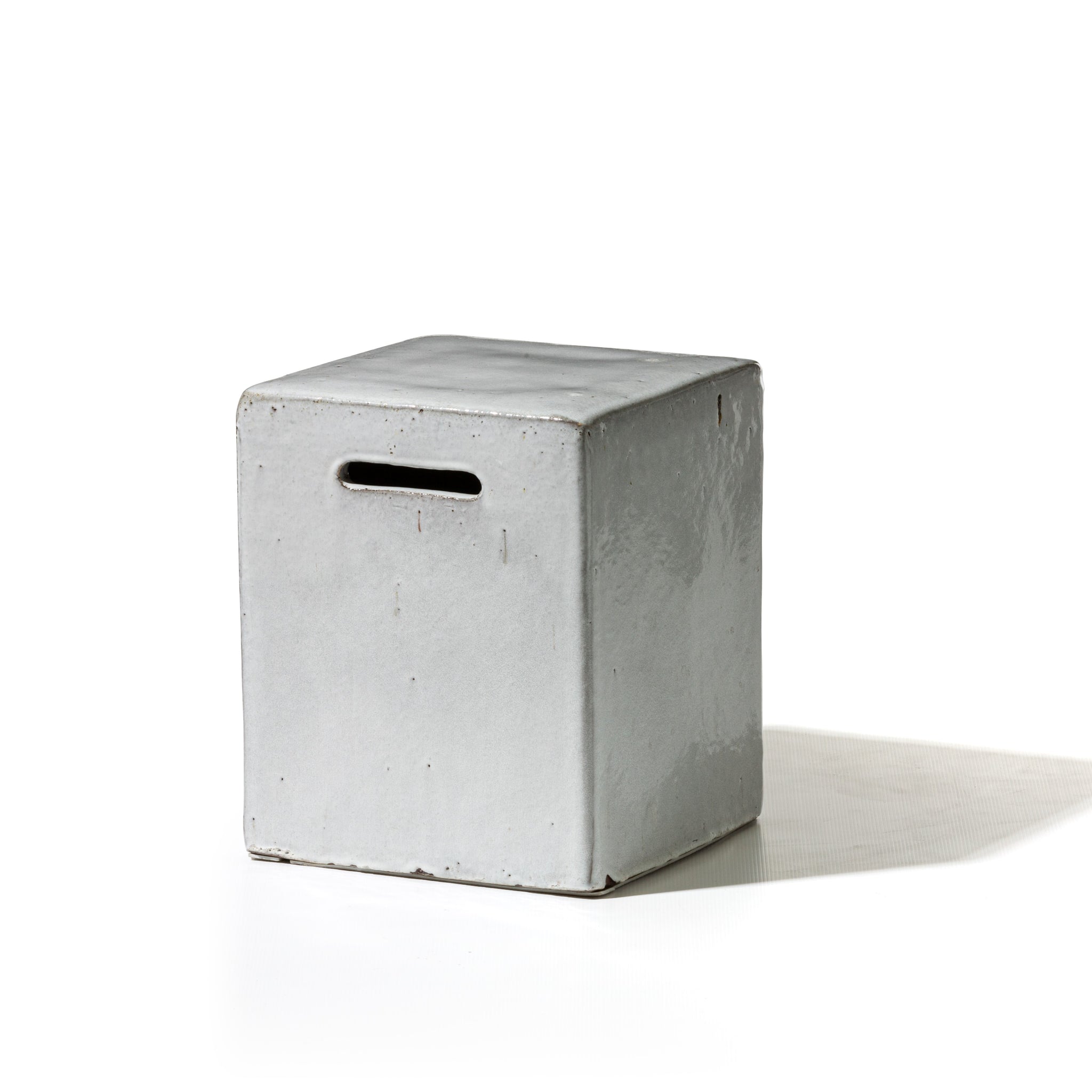 Inout Side table - medium – Ergonomia Furniture