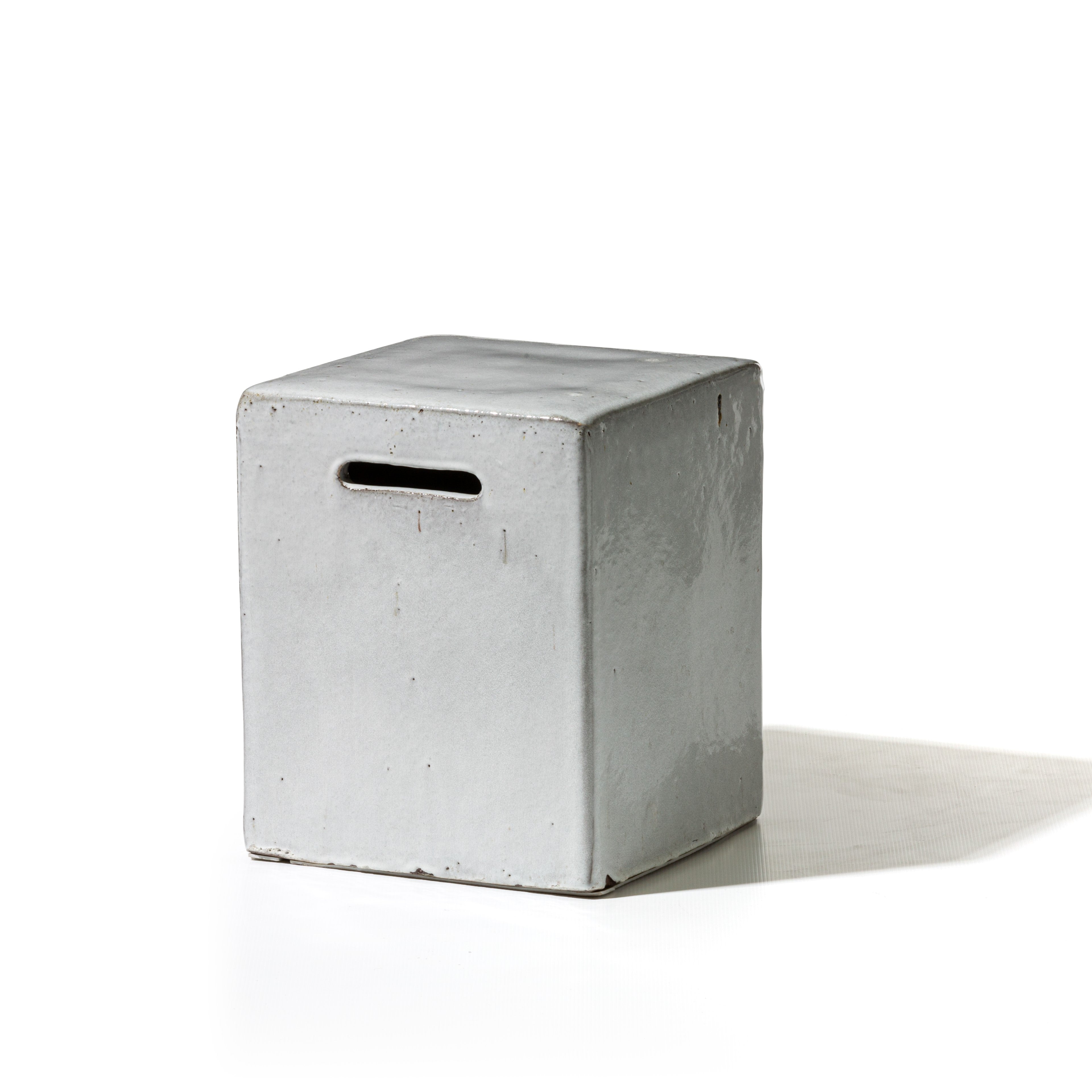 Inout Side table - medium – Ergonomia Furniture