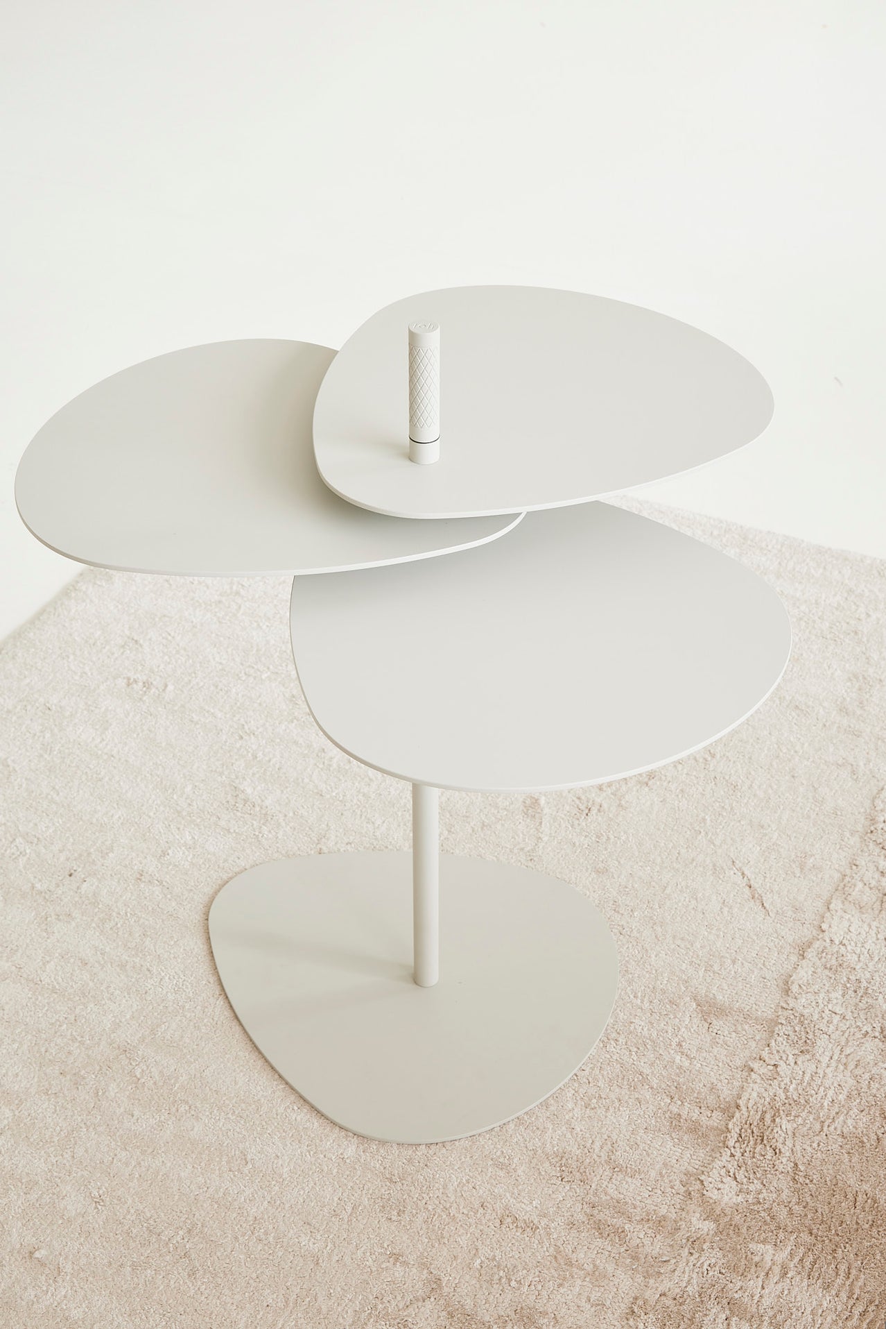 Flower Side Table – Ergonomia Furniture