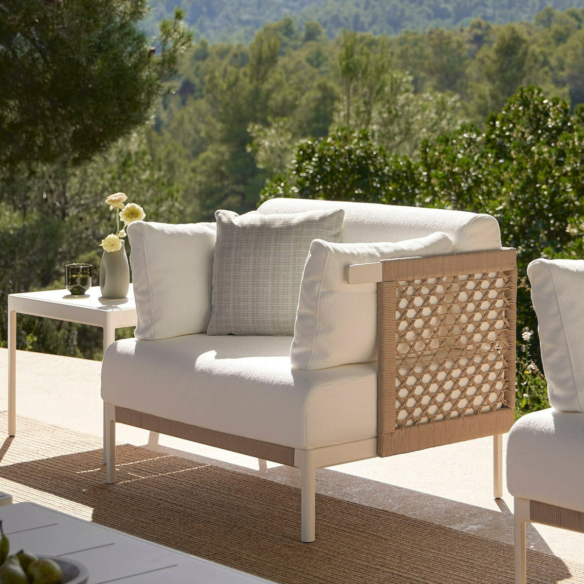 Outdoor Lounge Chairs – Ergonomia Furniture