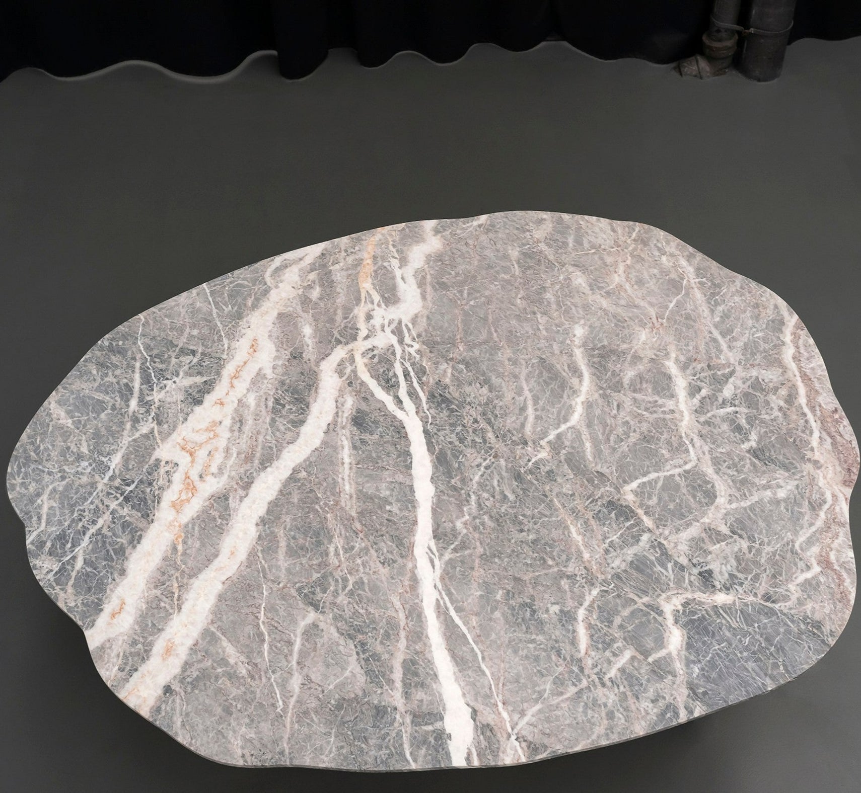 Orpheus Table – Ergonomia Furniture