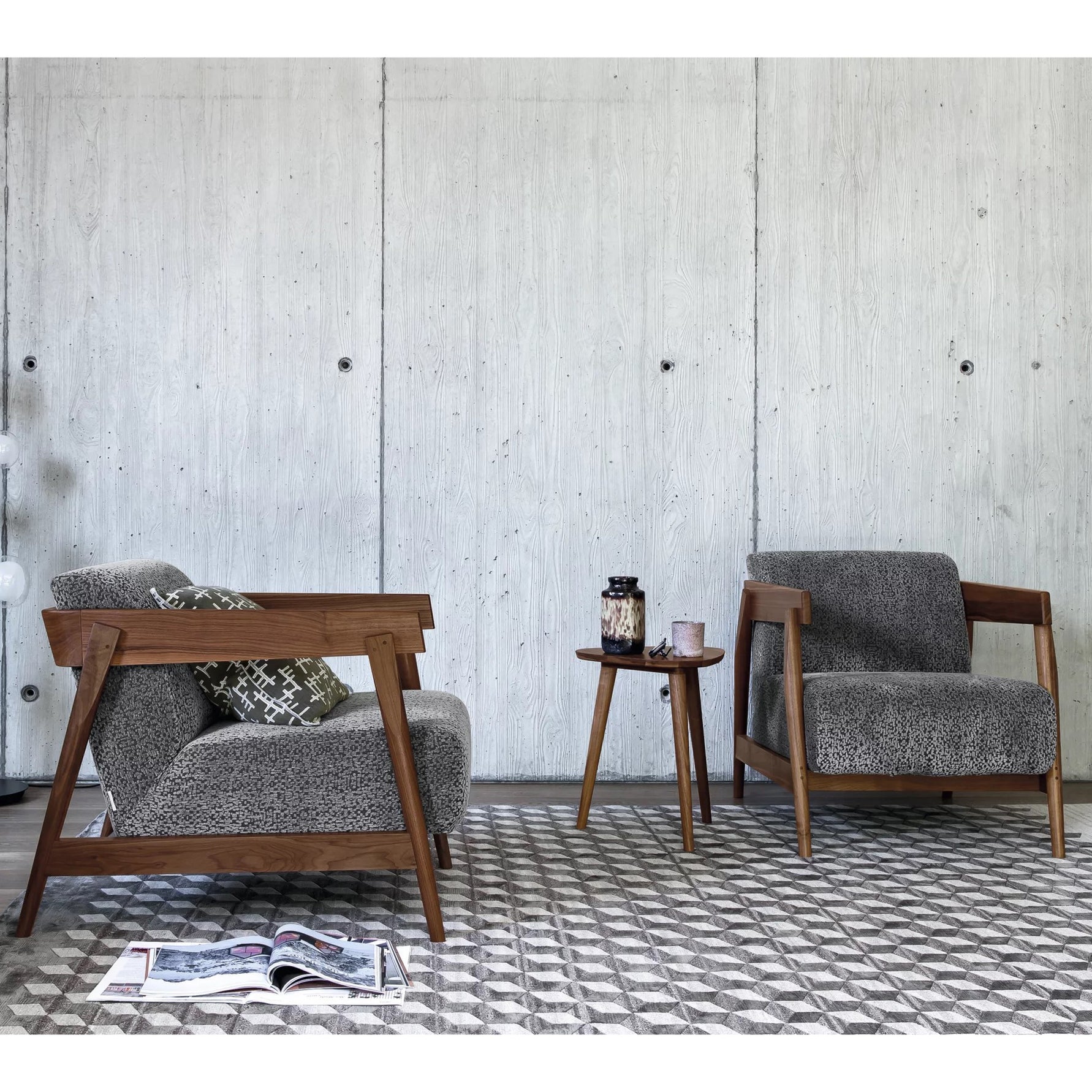 BRICK Lounge Chair – Ergonomia Furniture