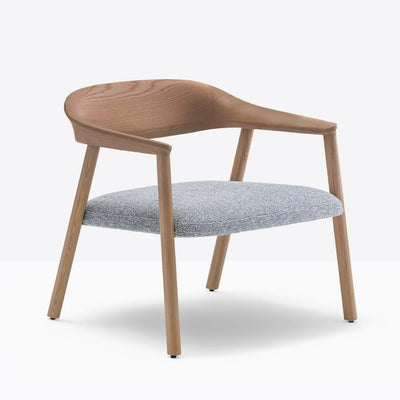 HERA Lounge Chair – Ergonomia Furniture