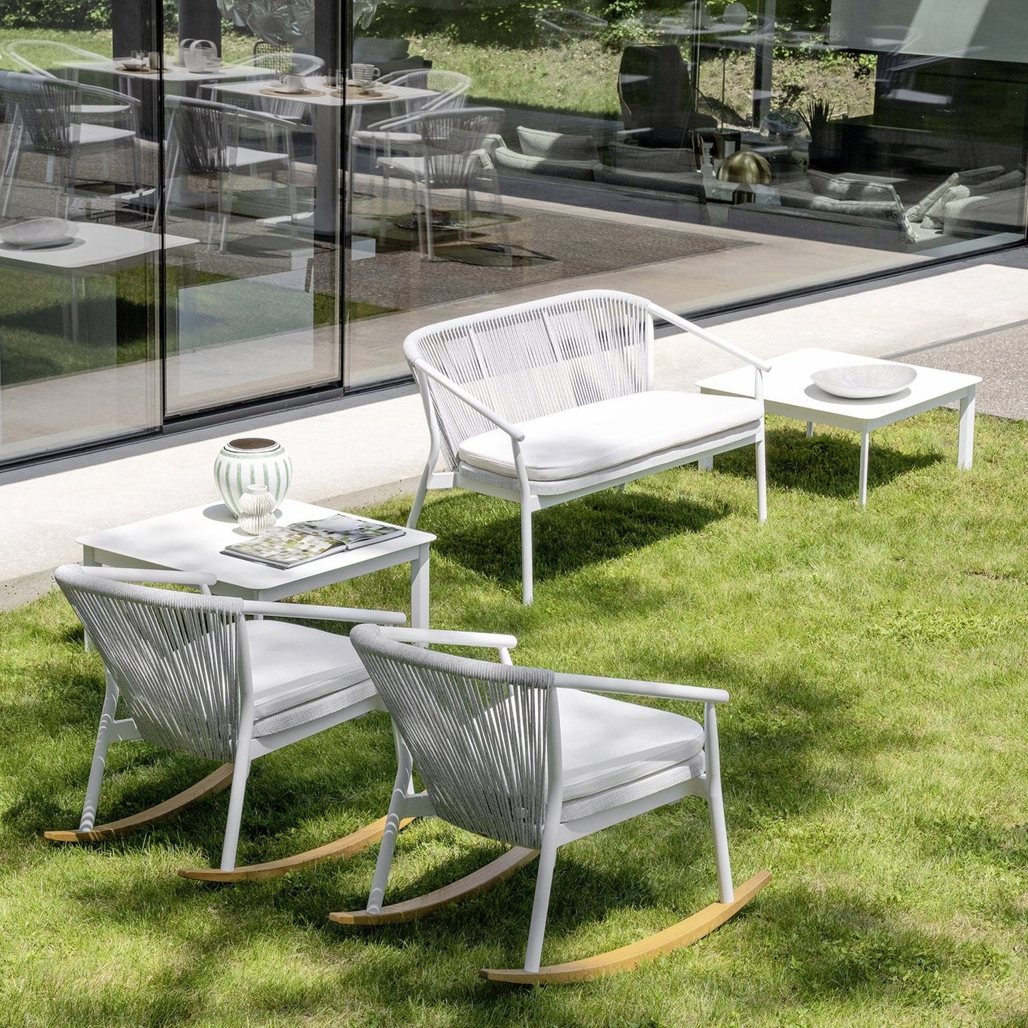 Smart Rocking Chair - Varaschin Smart Lounge Chair - commercial quality ...