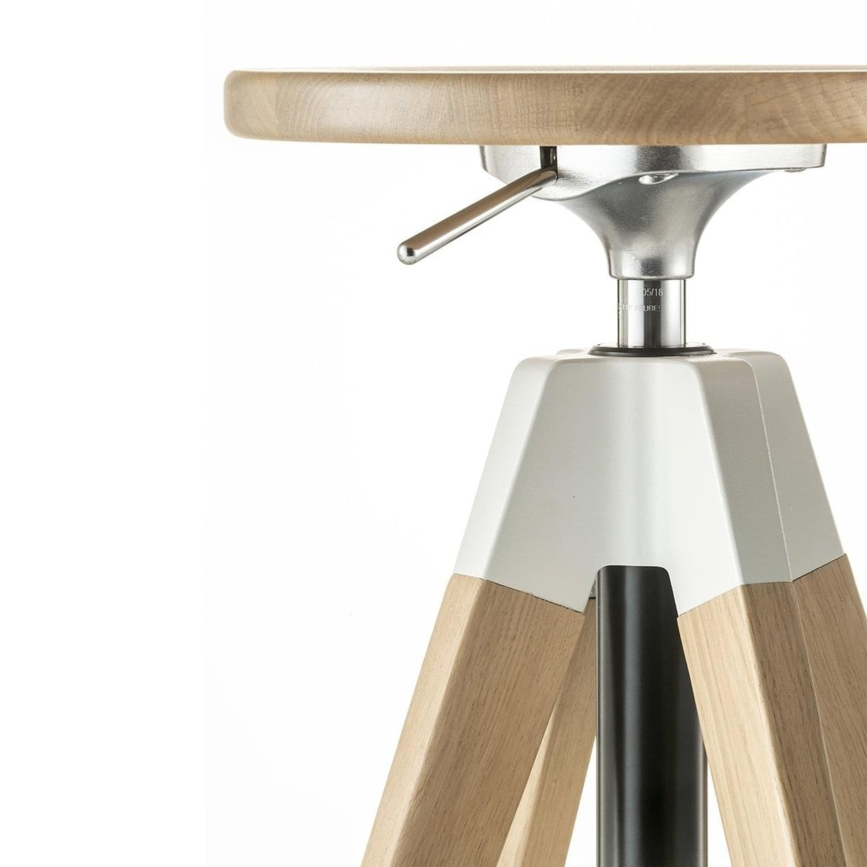 Arki-Stool ARKW6 – Ergonomia Furniture