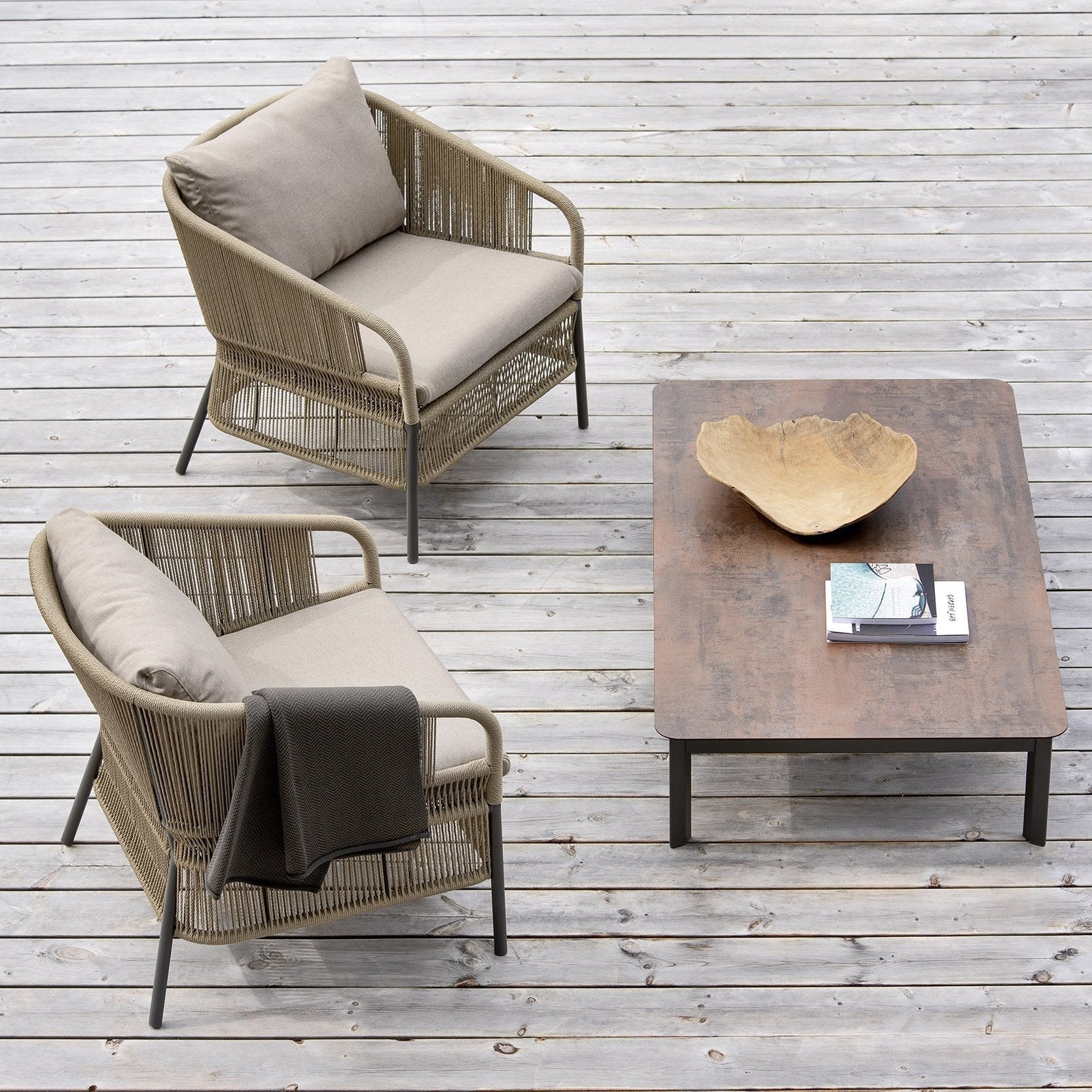 Outdoor Lounge Chairs – Ergonomia Furniture