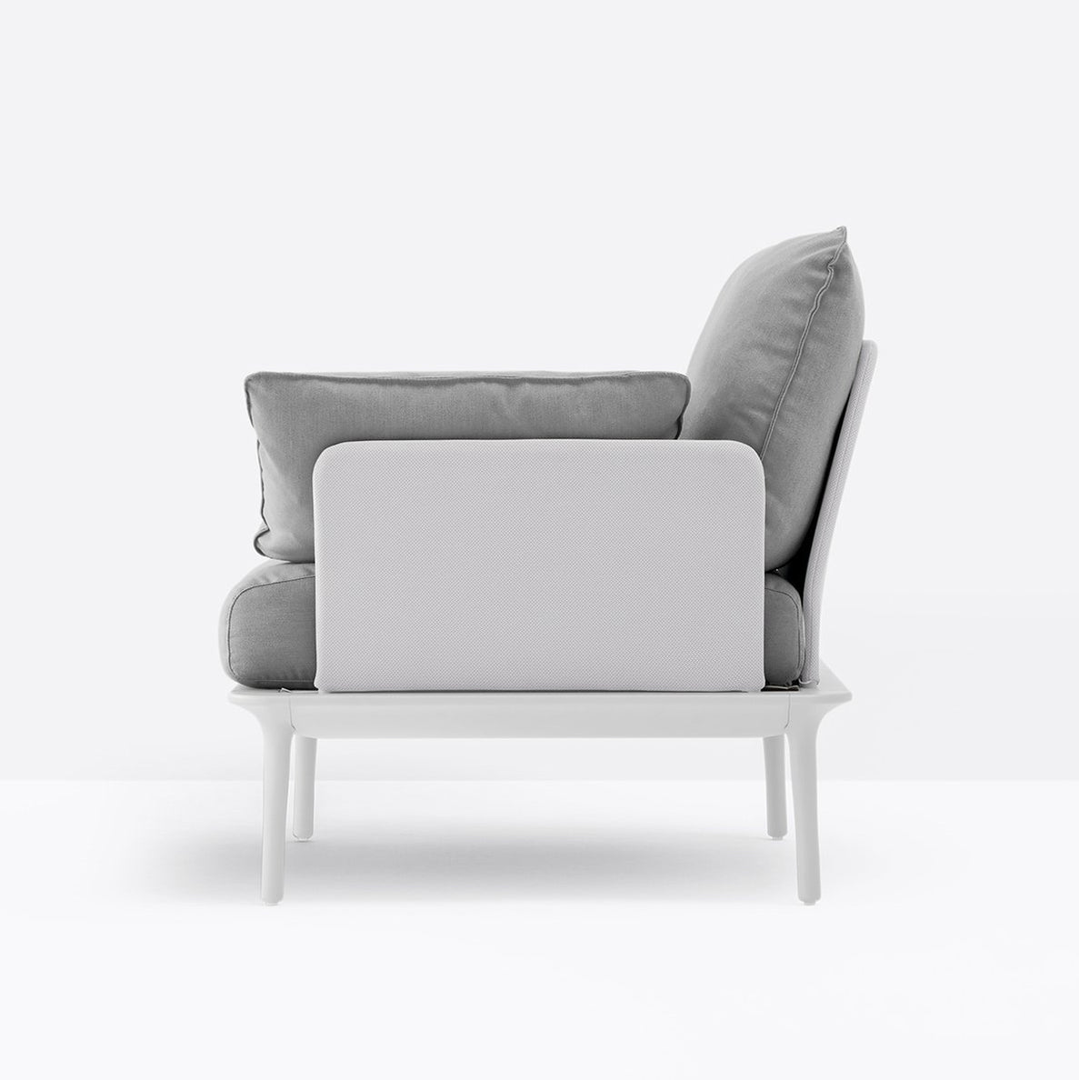 REVA Outdoor Lounge Chair – Ergonomia Furniture