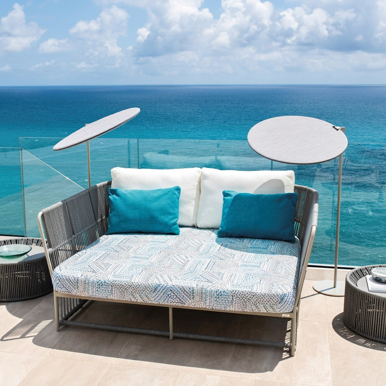 Tibidabo Commercial Quality Outdoor Daybed by Varaschin – Ergonomia ...